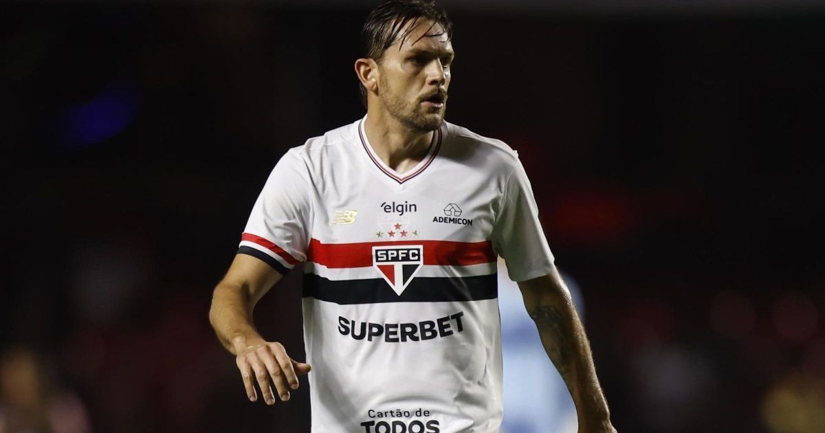 São Paulo detalha lesão e atualiza situação de Rafael Toloi | CNN Brasil