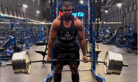 Quais objetos mais "bizarros" Bitelo já levantou? Veja | CNN Brasil