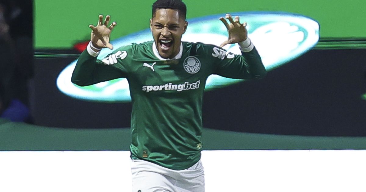 Vitor Roque brilha, e Palmeiras goleia o Internacional pelo Brasileirão ...