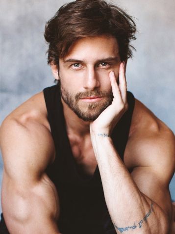 "A Fazenda": quem é o infiltrado Matheus Martins? | CNN Brasil