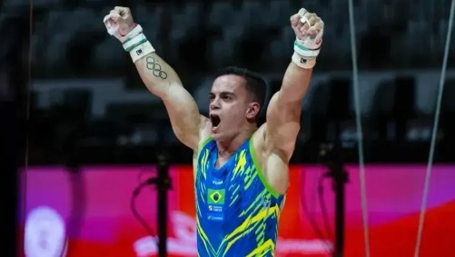 Caio Souza fica em sexto nas argolas no Mundial de Ginástica Artística ...