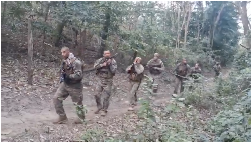 Bope faz novas buscas por traficante Sardinha, do CV, no Rio | CNN Brasil