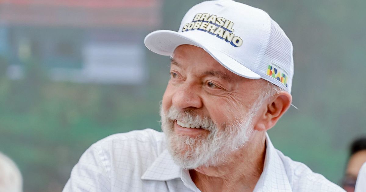 Lula chama Trump para celebrar aniversário com "pedacinho de bolo ...