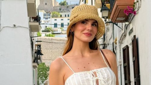 Camila Queiroz exibe barrigão e comemora: "Momento extraordinário ...