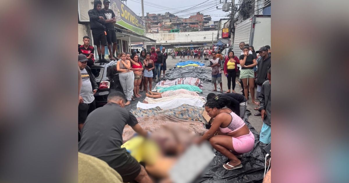 Comunidade do Rio amanhece com fila de corpos em praça após ...
