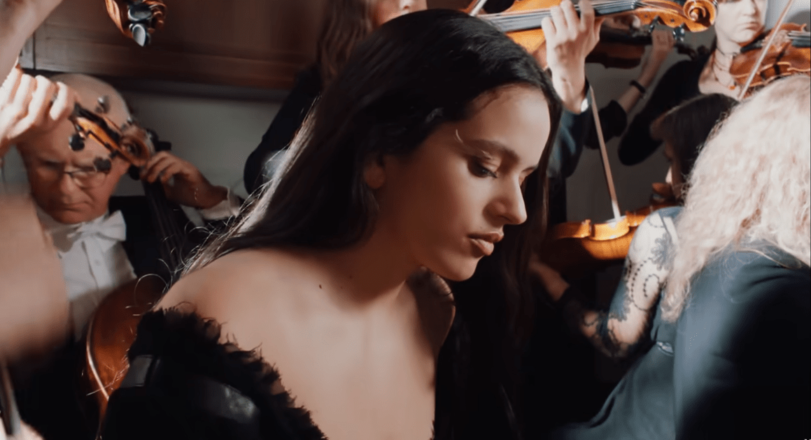 Rosalía lança primeiro single de novo disco; conheça "Berghain" | CNN ...