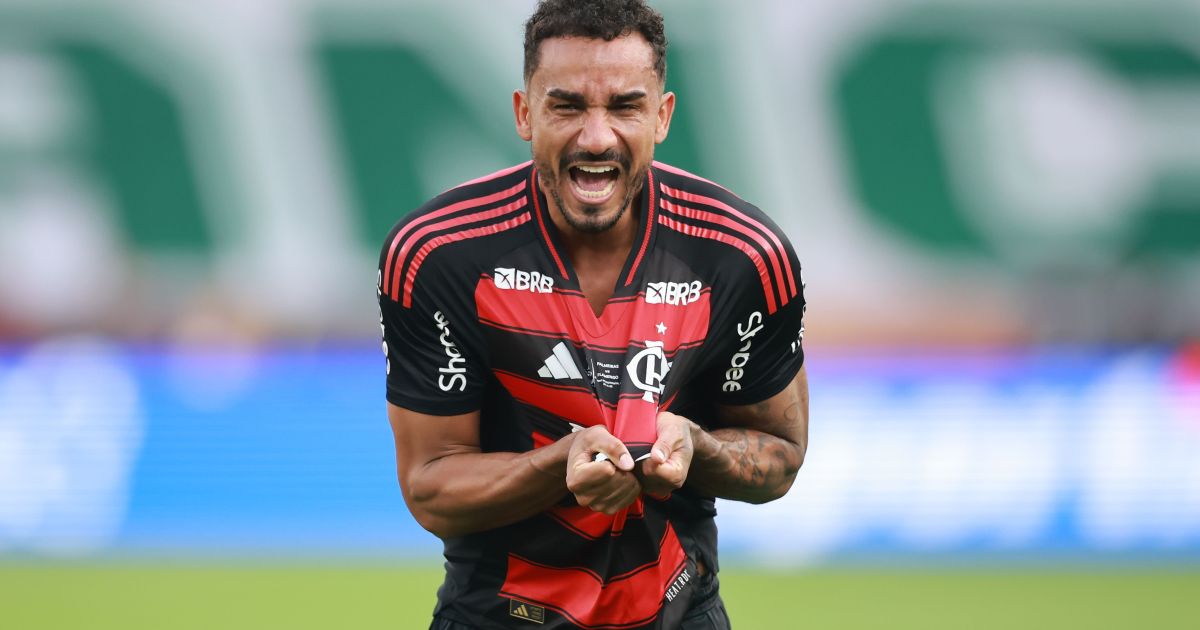 Veja gol de Danilo para o Flamengo na final da Libertadores | CNN Brasil