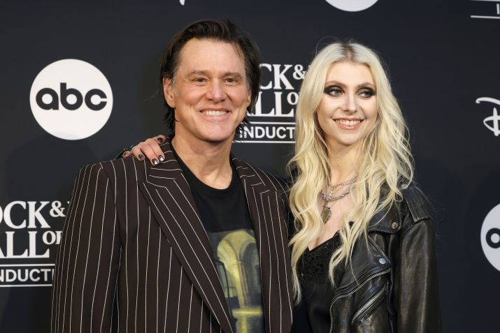 Jim Carrey reencontra ex-atriz mirim de "O Grinch" 25 anos depois; veja ...
