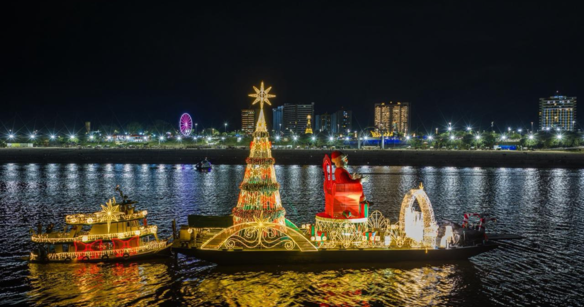 Balsa com Papai Noel leva Natal para comunidades ribeirinhas em Manaus ...