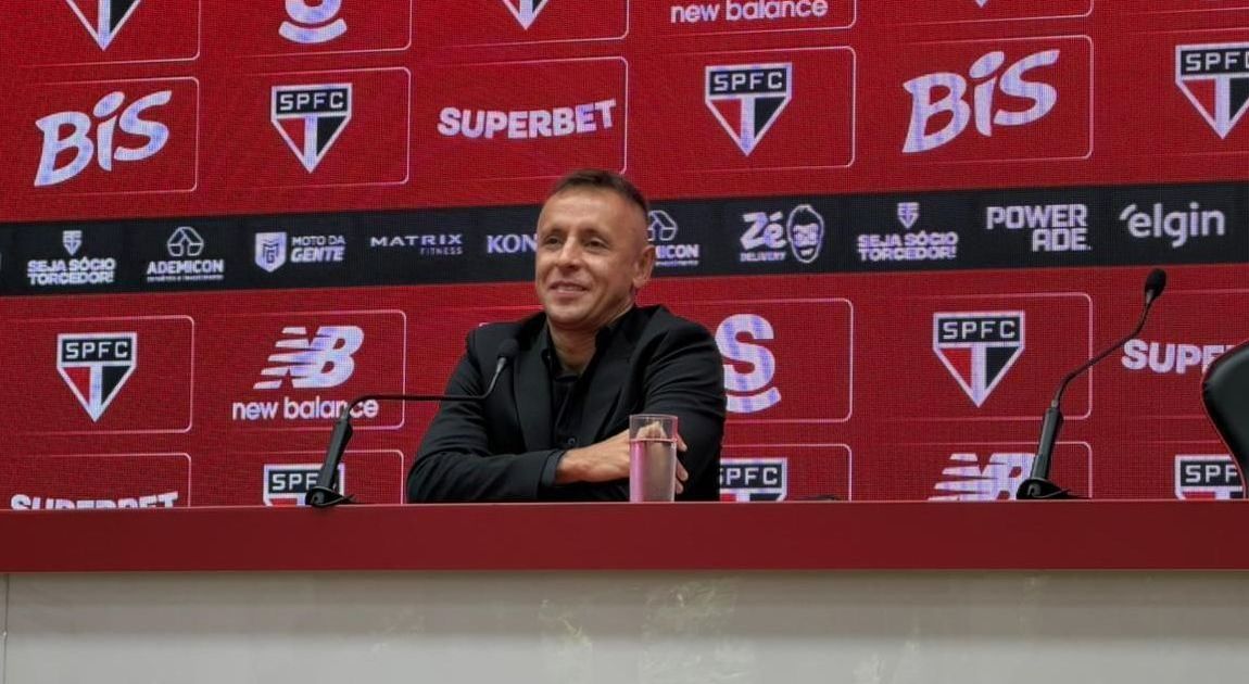 “Salário atrasado não pode ser muleta”, diz Rafinha no São Paulo | CNN ...