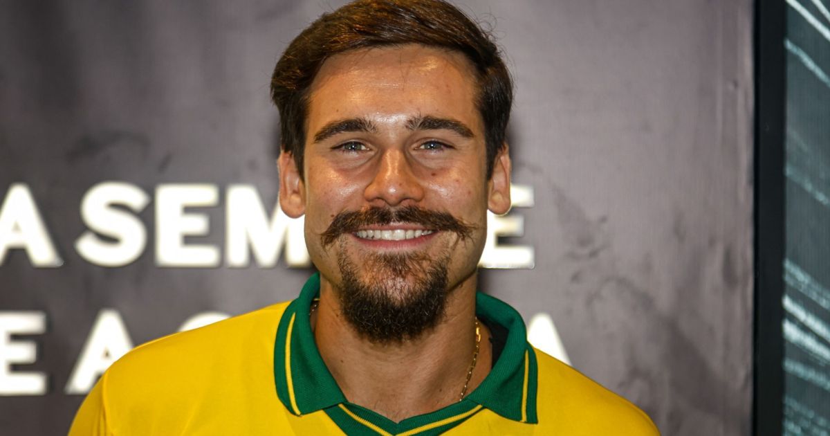 Nicolas Prattes revela maratona para assistir desfile de Sabrina Sato ...