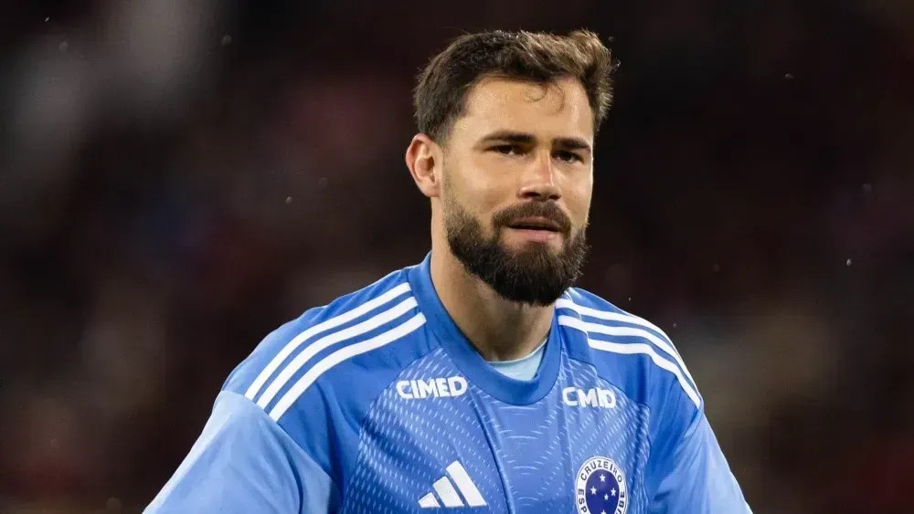 Conheça Matheus Cunha, goleiro titular do Cruzeiro após lesão de Cássio ...