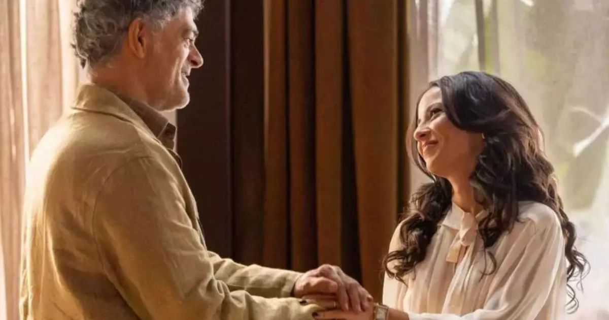"Três Graças": Zenilda e Rogério vão engatar romance? | CNN Brasil