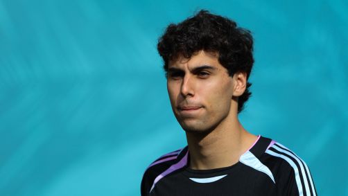 “Senna é uma inspiração para mim”, diz Bortoleto em entrevista à CNN ...