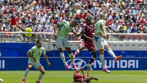 Copa: Catar marca no último minuto contra Suíça e pontua pela primeira ...