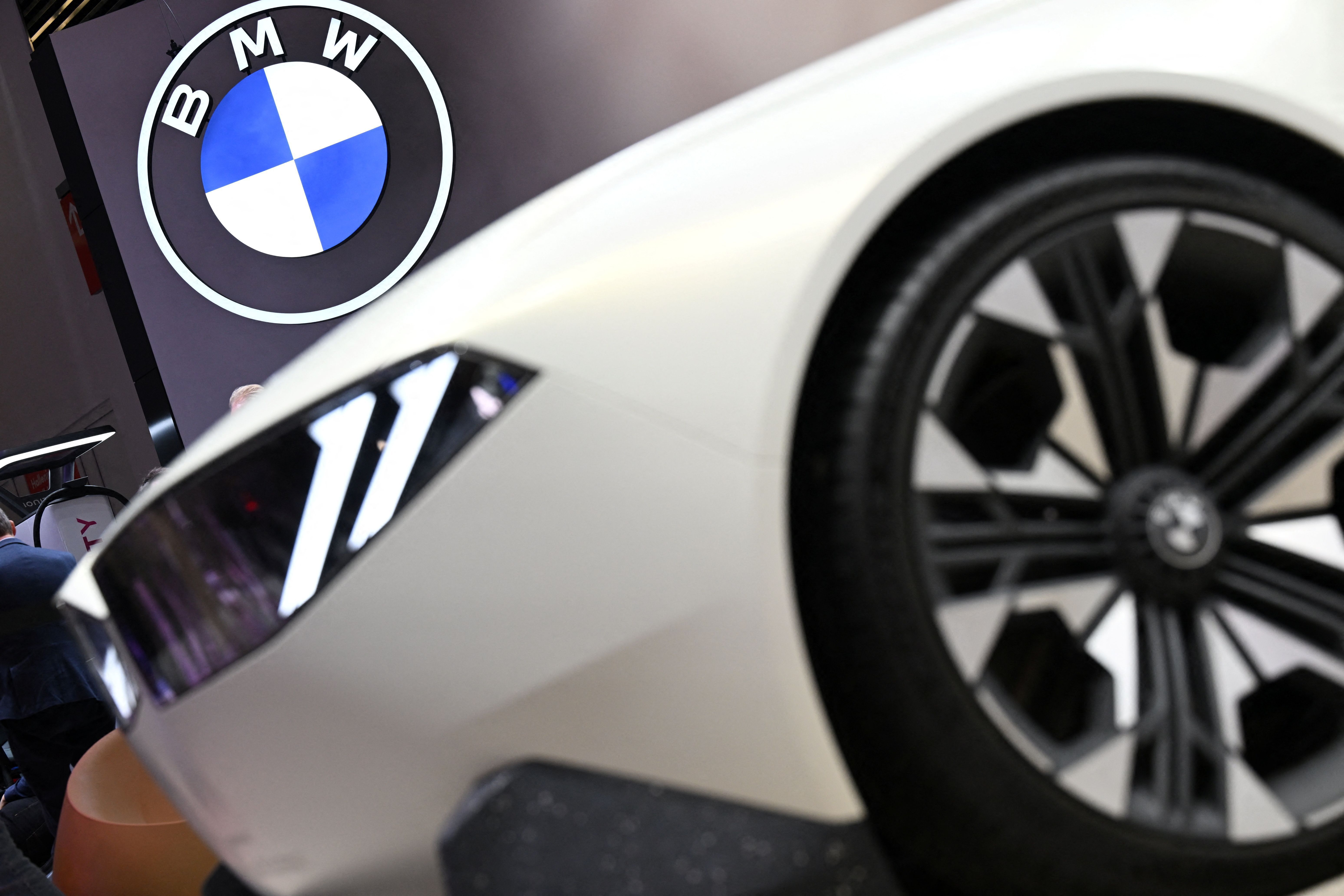 BMW anuncia investimento de R$ 1,1 bilhão no Brasil até 2028 | CNN Brasil