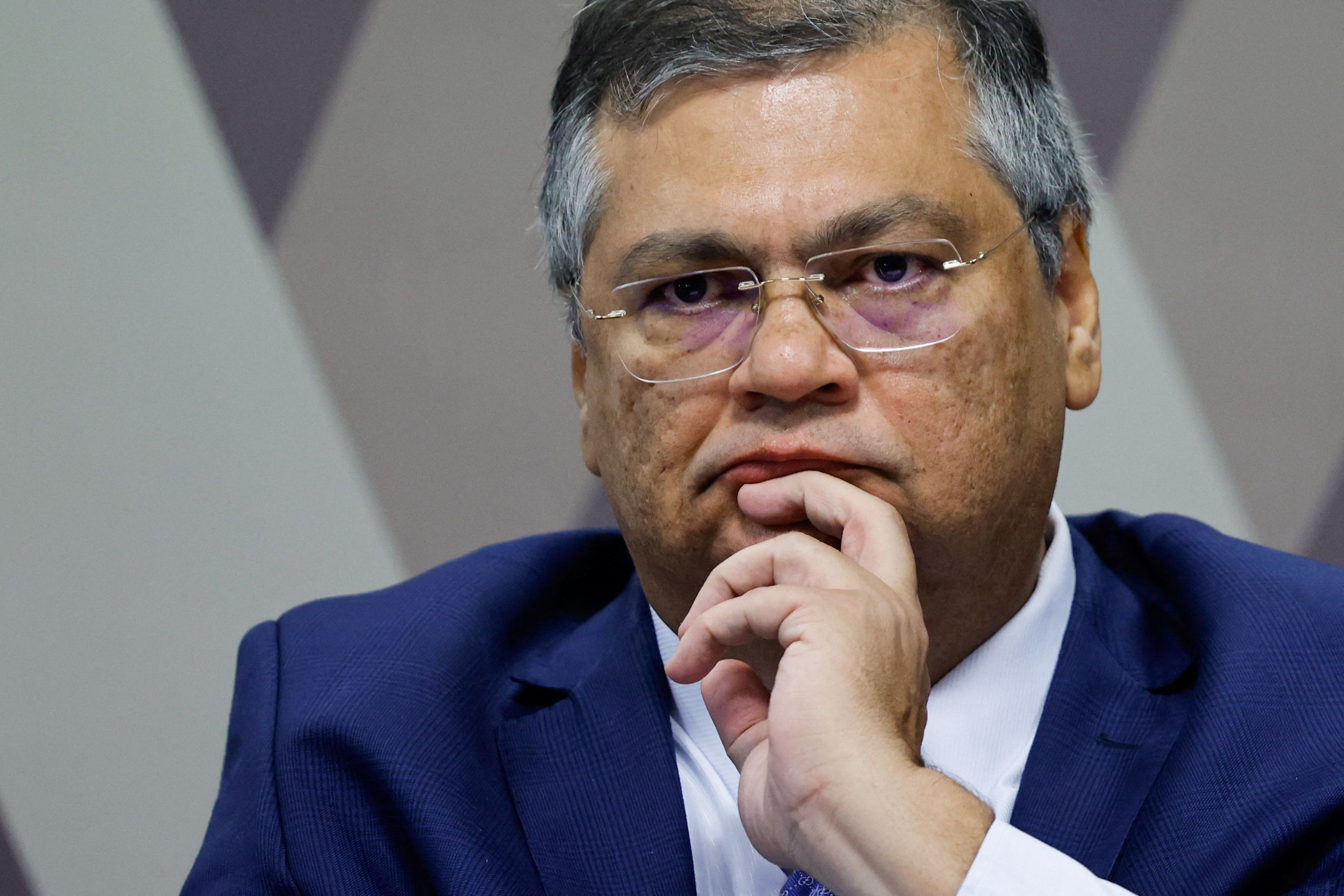 Waack: Flávio Dino e seu hábito de dar ordens ao Executivo | CNN Brasil